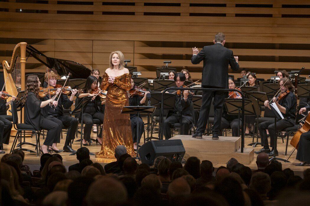 Review: Soprano Renée Fleming at Koerner Hall