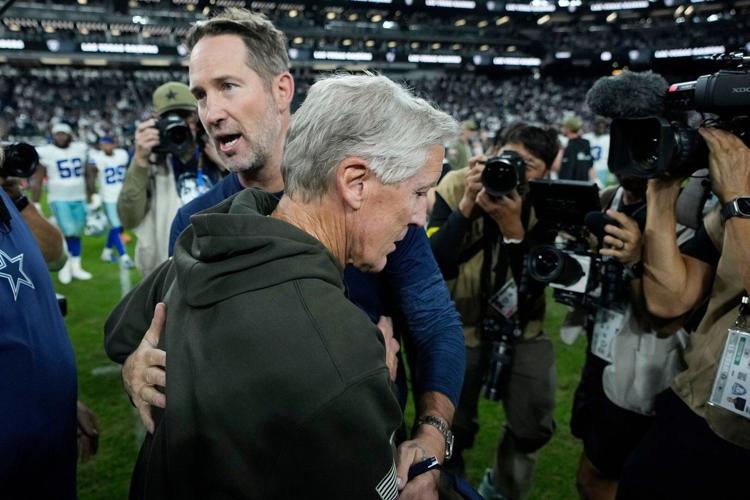 Raiders' season hits new low as Cowboys take knee before two-minute warning