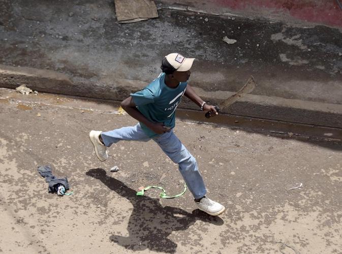 Anti-government protests in Kenya hit Nairobi for 2nd week