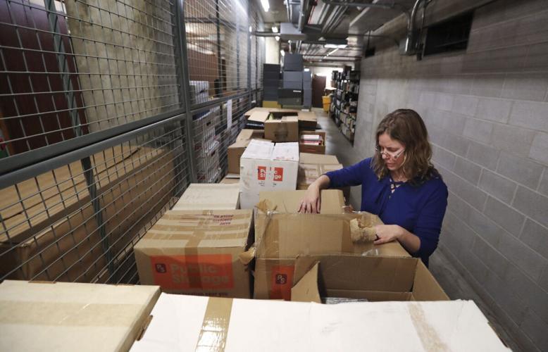 Leonard Cohen archives live on at U of T library