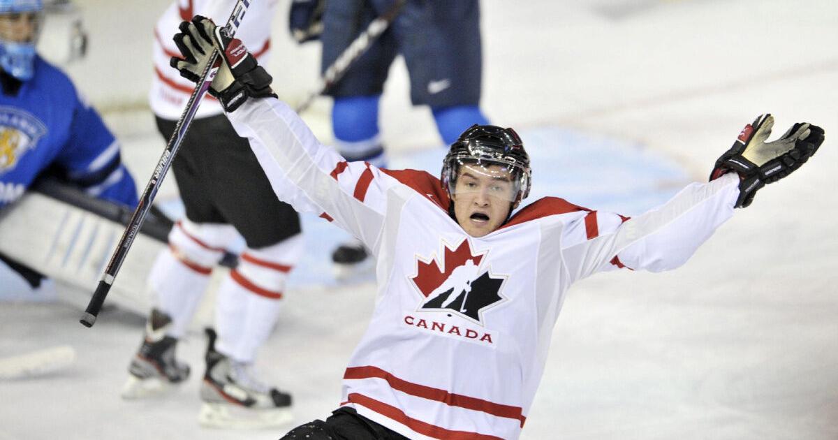 Team Canada crushes Finland 8-1 in opener at world juniors