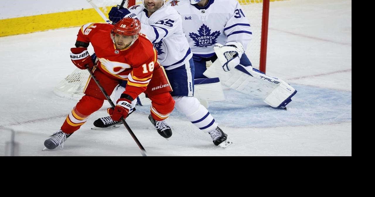 Calgary Flames forward A.J. Greer out eight weeks with fractured foot