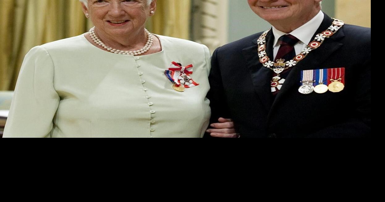 Former senator, MP and journalist Pat Carney is dead at the age of 88