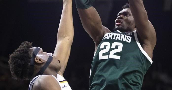 Ryan helps Notre Dame rout No. 20 Michigan State 70-52