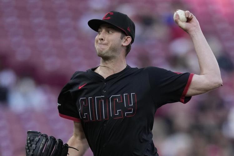 Elly De La Cruz slugs 3-run HR and Nick Lodolo works 6 strong innings ...