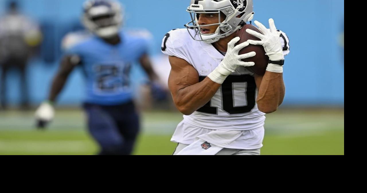 Raiders’ Mack Hollins relishes role as ‘weird guy’ in Vegas