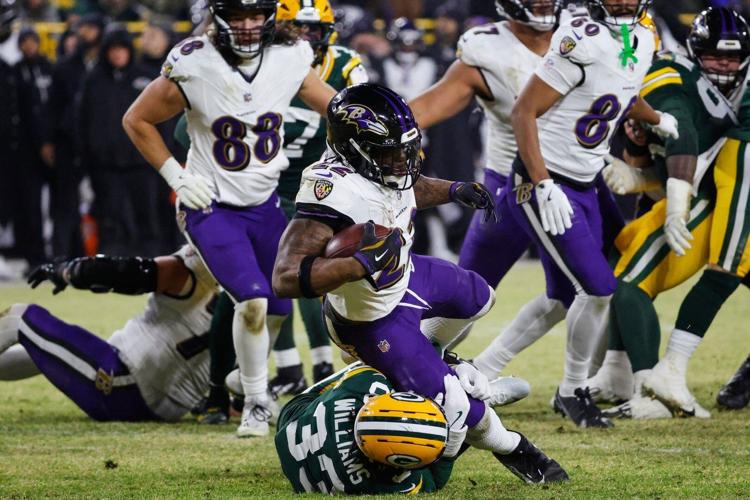 Back from brink, Ravens get another chance to make playoffs next weekend