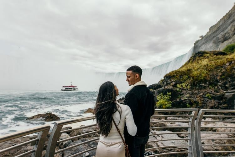 Discover why Niagara Falls is for lovers