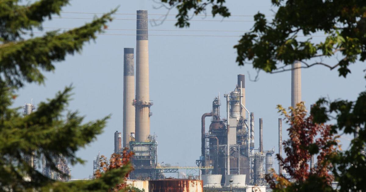 Province launches investigation into flames at Sarnia chemical plant
