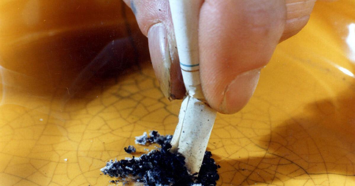 Crack and booze addicts get free help to stop smoking from Ontario