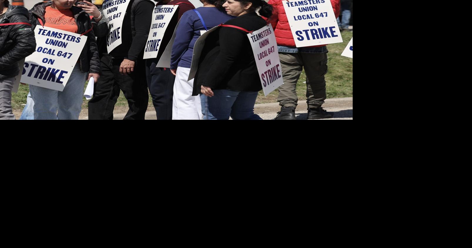 Airlines scramble for food sources as Pearson strike lingers