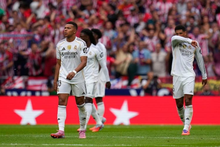 Álvarez nets twice as Atletico scores 5 against Real Madrid for first time in 75 years