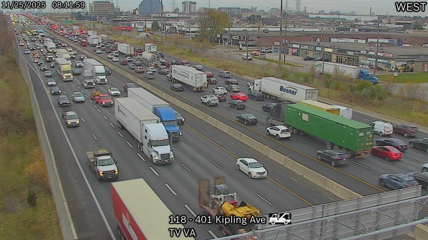 Hwy. 401 reopens after 9-vehicle crash causes delays Tuesday