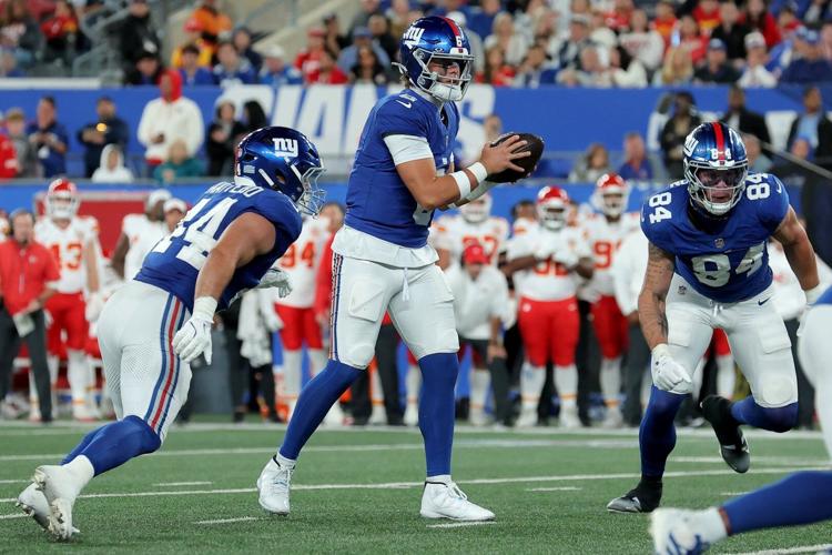 Jaxson Dart is 'ready' to be the Giants' starting QB. Brian Daboll won ...