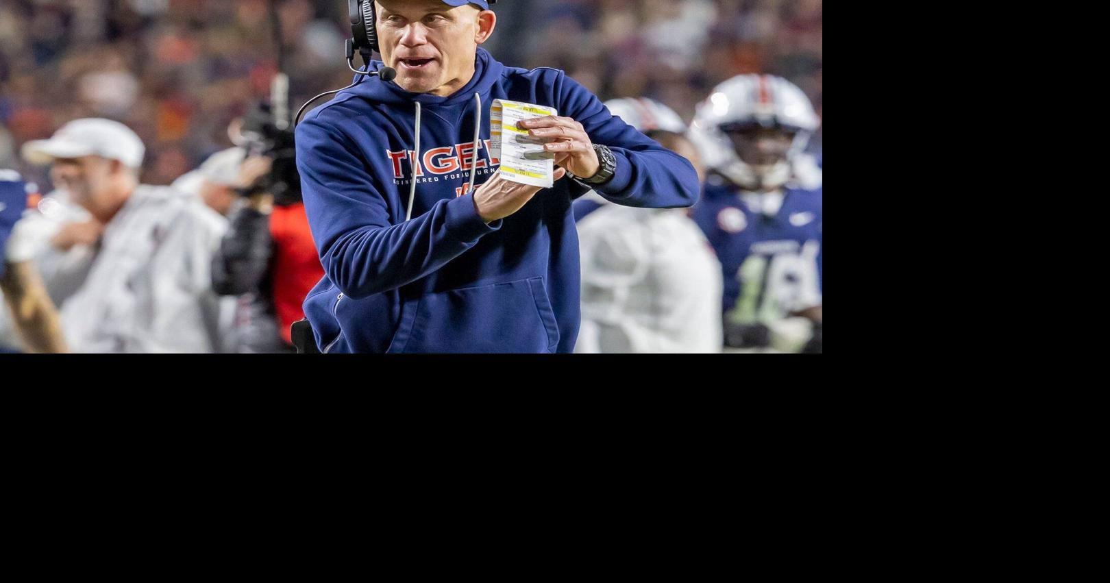 DJ Durkin staying at Auburn as defensive coordinator under new coach ...
