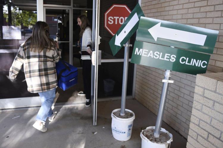 Measles is very contagious. Here's how to avoid it