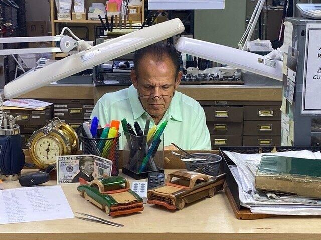 In Florida, the DeSantis vs. Trump fight is on