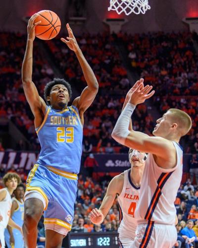 Jake Davis, Keaton Wagler power No. 20 Illinois to a 90-55 win over ...