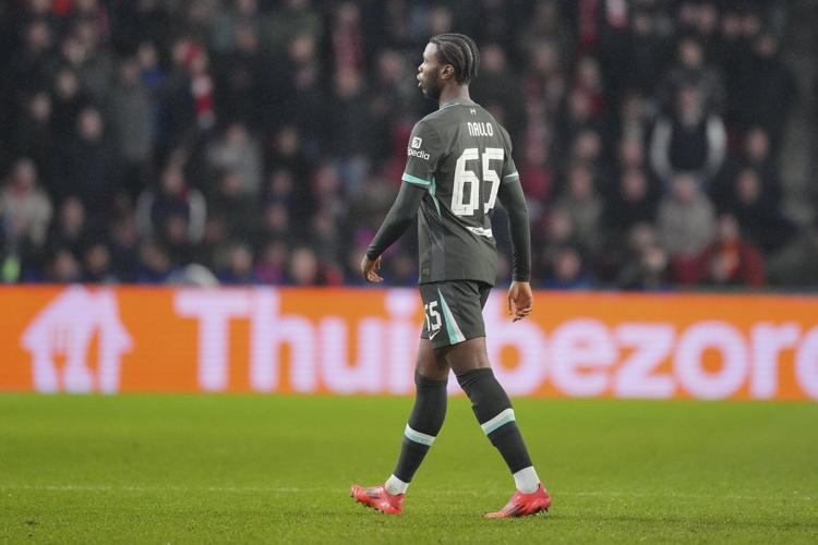 Nallo, 18, gets red card 4 minutes into debut as Liverpool tops ...