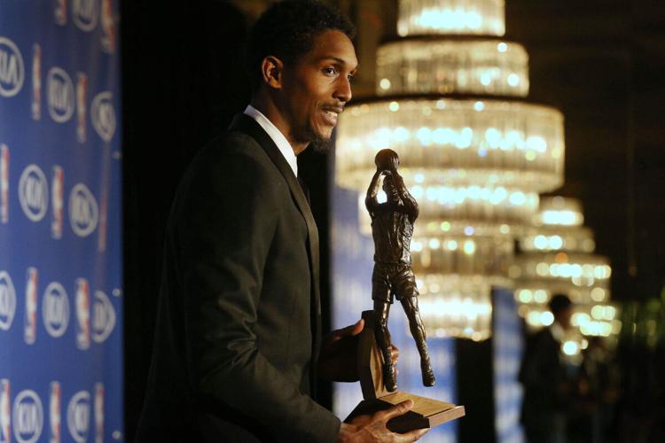Raptors guard Lou Williams wins sixth man of the year award