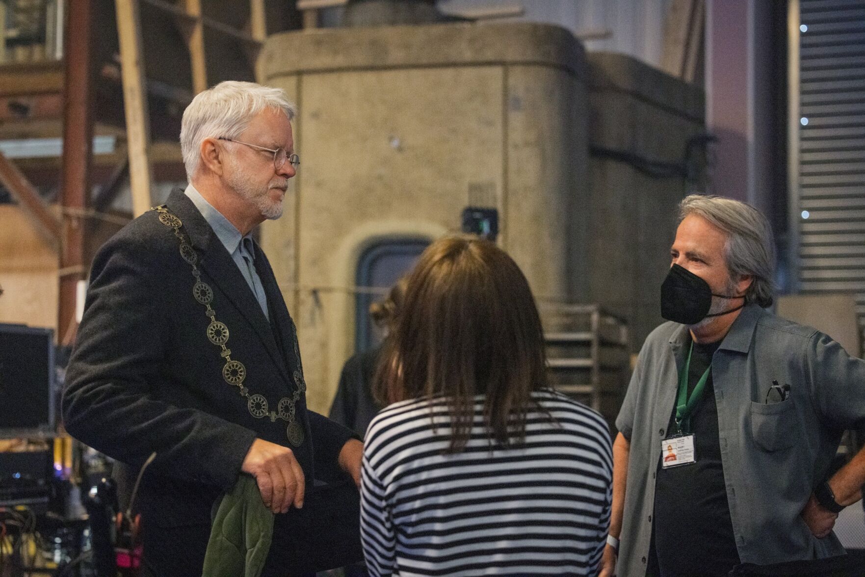 Graham Yost, son of Elwy, on Season 2 of ‘Silo’