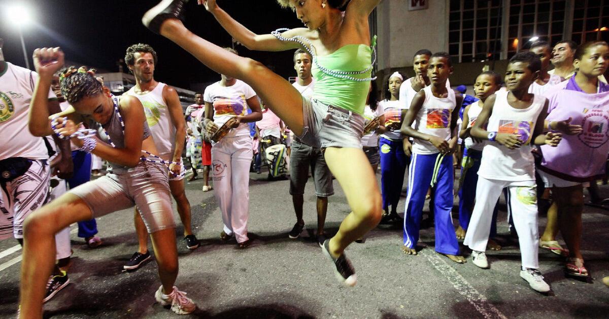 Rio’s Carnival kicks off with a warning about public urination