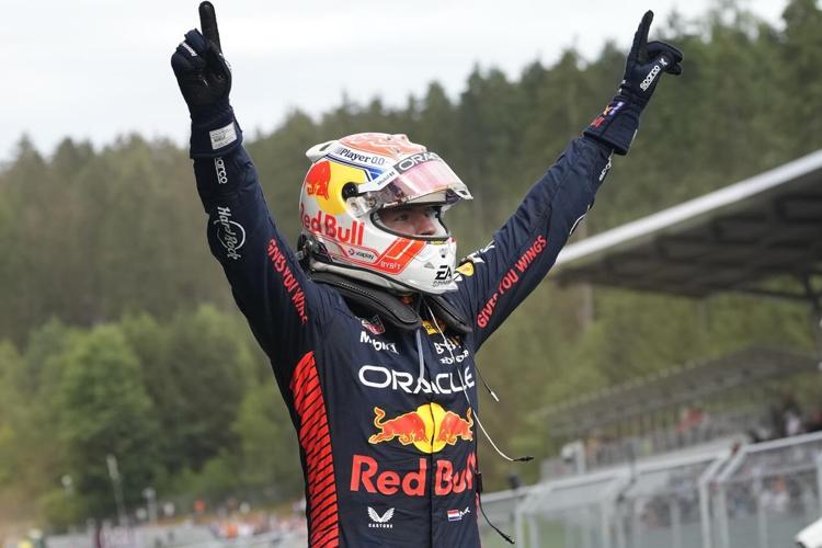 Red Bull driver Max Verstappen stays on track for F1 title after ...