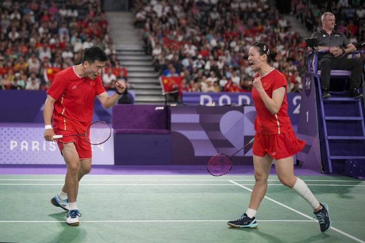 Huang Ya Qiong wins badminton gold at the Paris Olympics, and then says ...