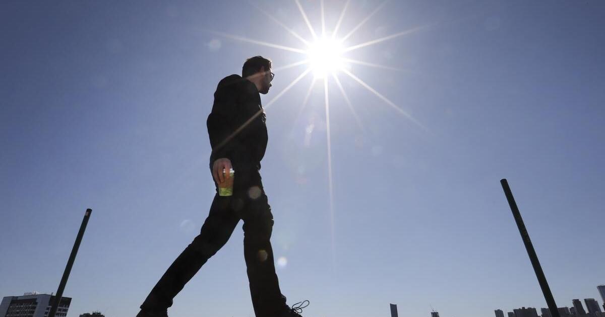 Environment Canada issues heat warning for Toronto as humidex soars