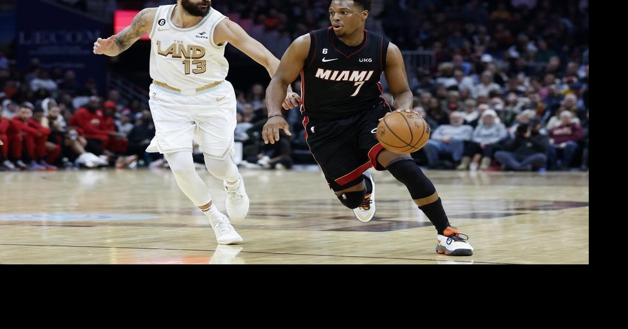 Heat say Kyle Lowry out at least 3 games with knee issue