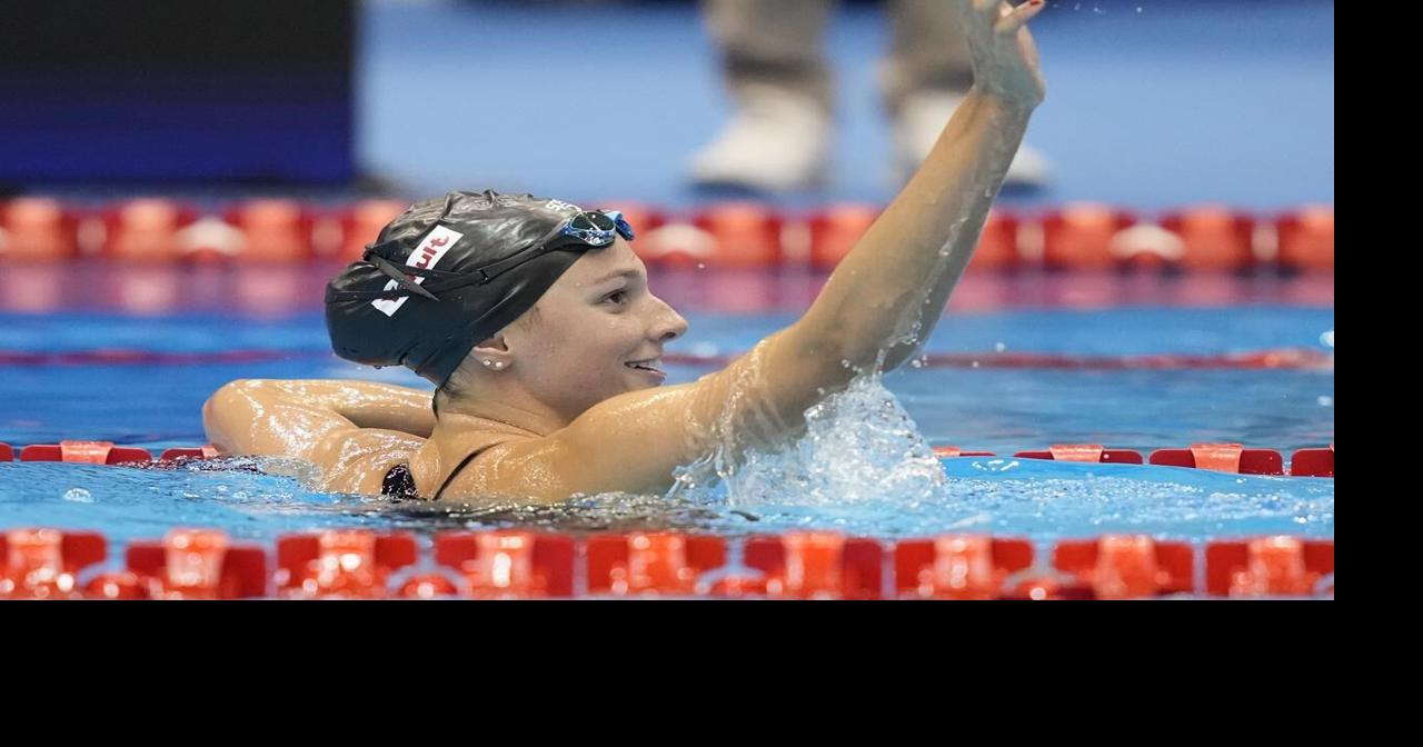 Summer Time! Canada's McIntosh sets 400 IM world record at Olympic swim ...