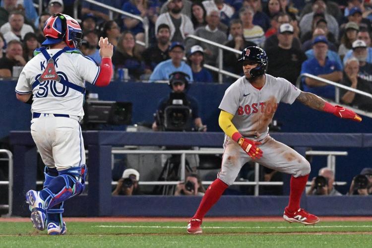 Lowe's two RBI singles lift Red Sox over Blue Jays 4-1; AL East pennant race tightens