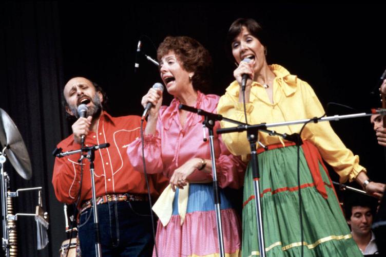 Lois Lilienstein of Sharon, Lois and Bram dies at 78