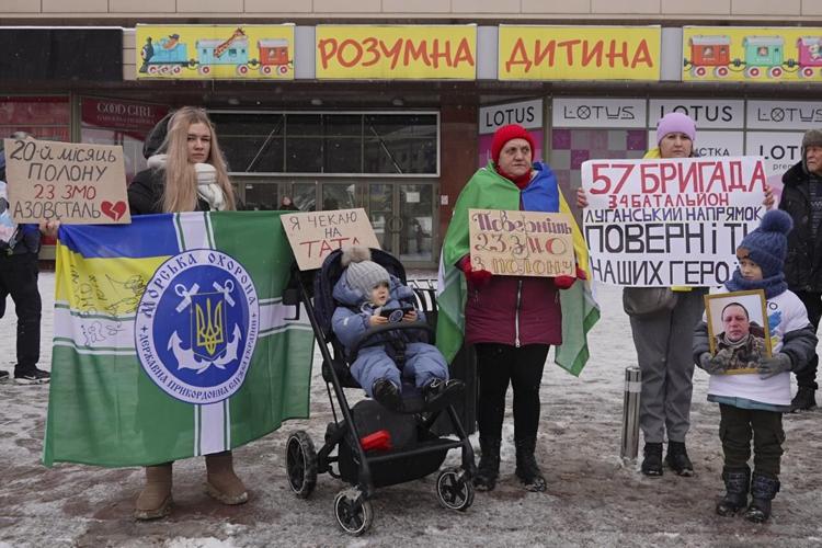 For many Ukrainians, life is split in two: Before and after the war ...