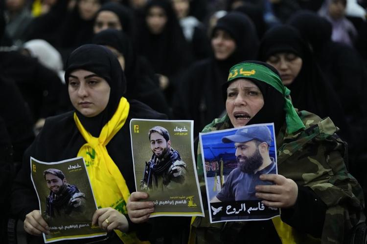 Hezbollah and Hamas' military wings in Lebanon exchange fire with ...