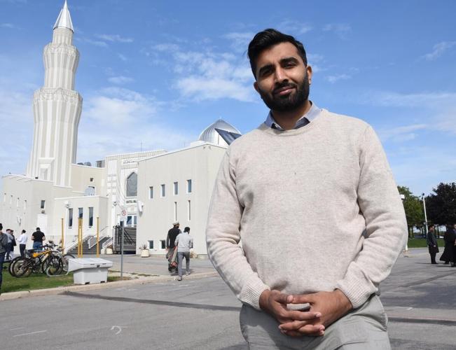 Virtual prayers, drive-through gift giveaways — here’s how Muslims are ...