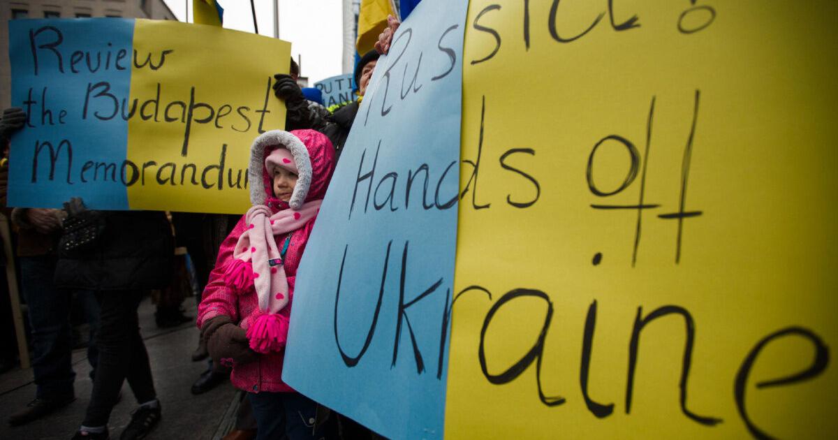 Toronto’s Ukrainian community protests at consulate: ‘Putin must be ...