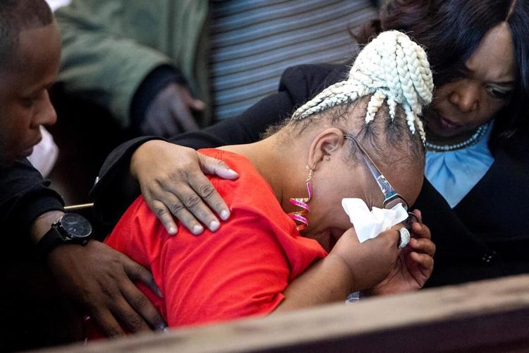 Officer charged in fatal shooting seeks different jury pool