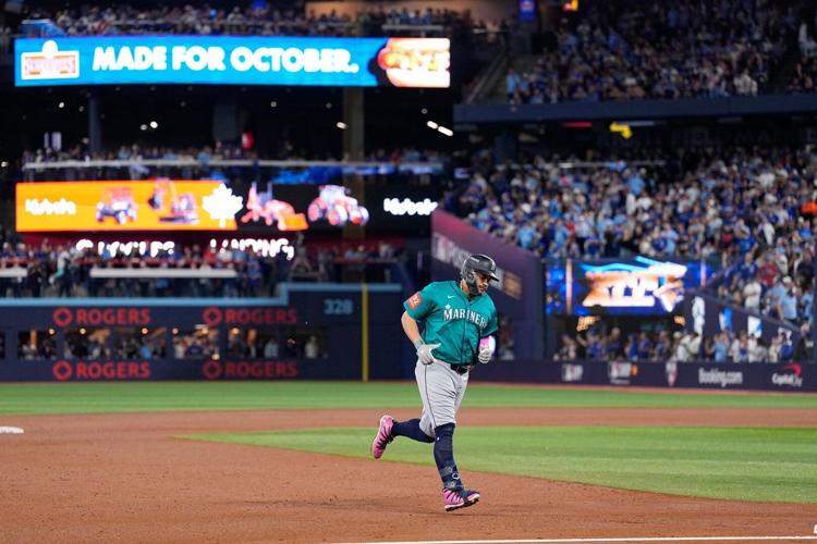 First baseman Josh Naylor agrees to $92.5 million, 5-year contract with ...