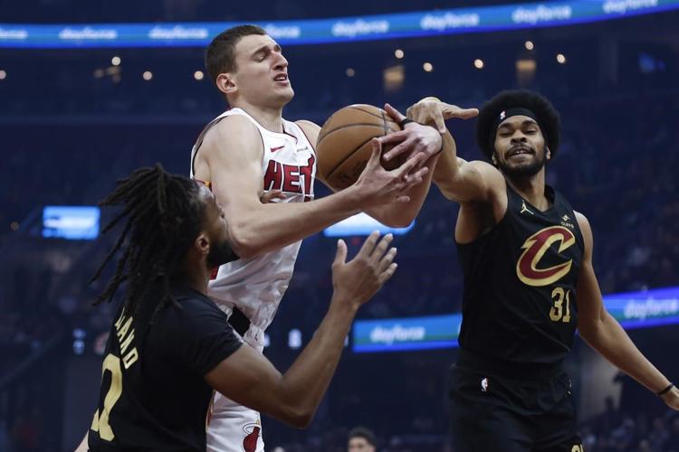 Terry Rozier's go-ahead 3-pointer with 14.5 seconds left helps the Heat ...