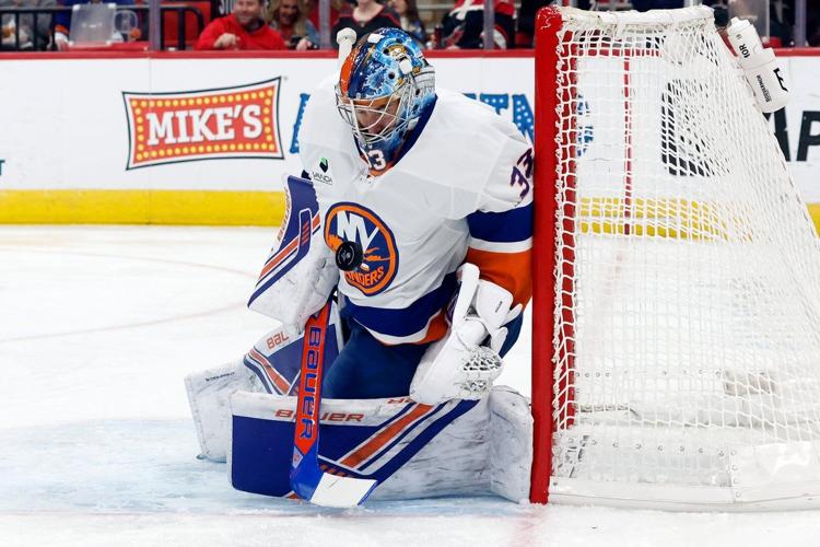 Schaefer scores in OT to give Islanders 3-2 win over Mammoth for 4th ...