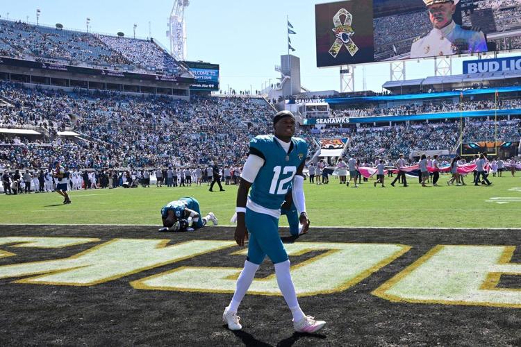 Jaguars' Travis Hunter still working on both sides of the ball, just ...