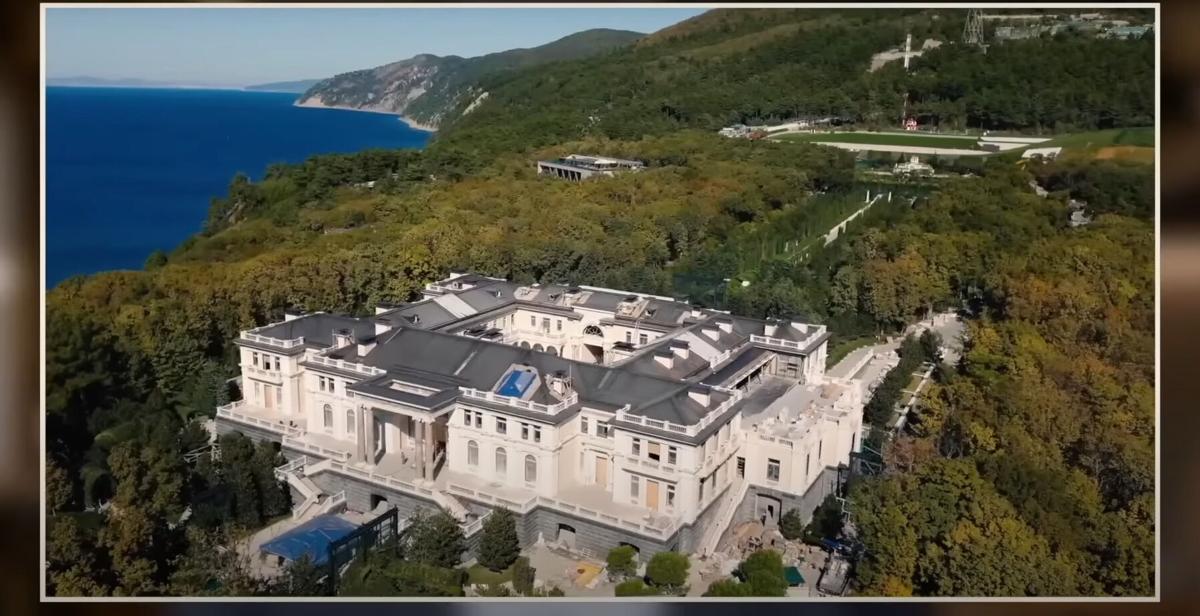 Navalny’s 2021 documentary ‘Putin’s Palace’ resurfaces