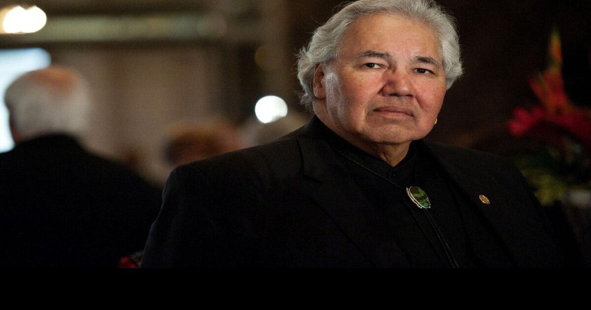 Justice Murray Sinclair shares vision for Truth and Reconciliation