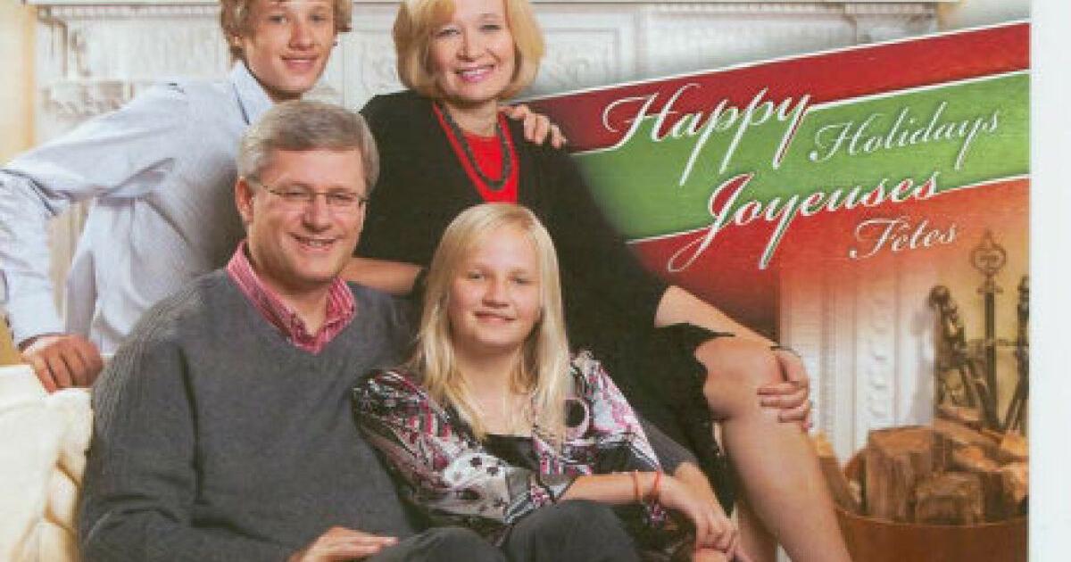 Stephen Harper and his family re-gift their Christmas card