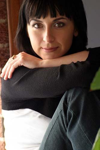 Pregnancy led blogger to book, skin care line