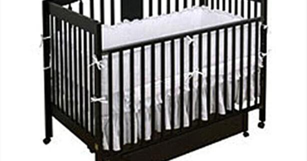 Deaths spark huge crib recall