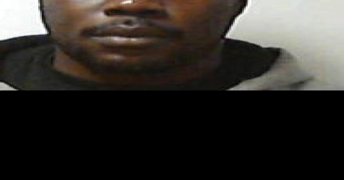 Police in Toronto arrest robber facing removal from Canada