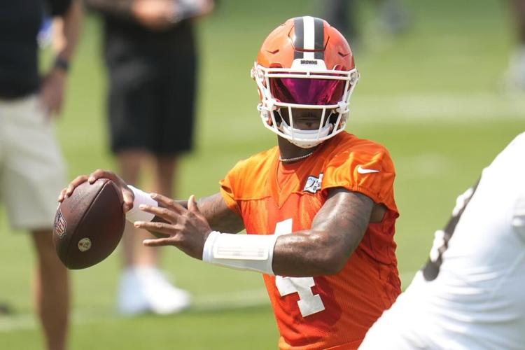 Browns' Deshaun Watson sitting out preseason opener as he continues ...