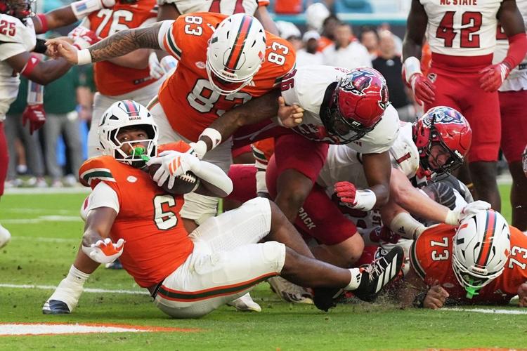 Carson Beck throws 3 TDs, No. 16 Miami rolls to 41-7 win over N.C. State